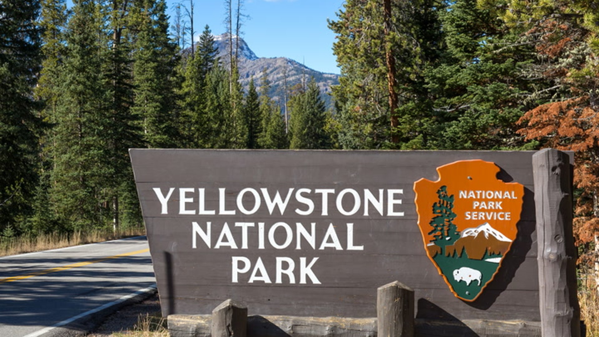 What would happen if Yellowstone’s supervolcano erupted?