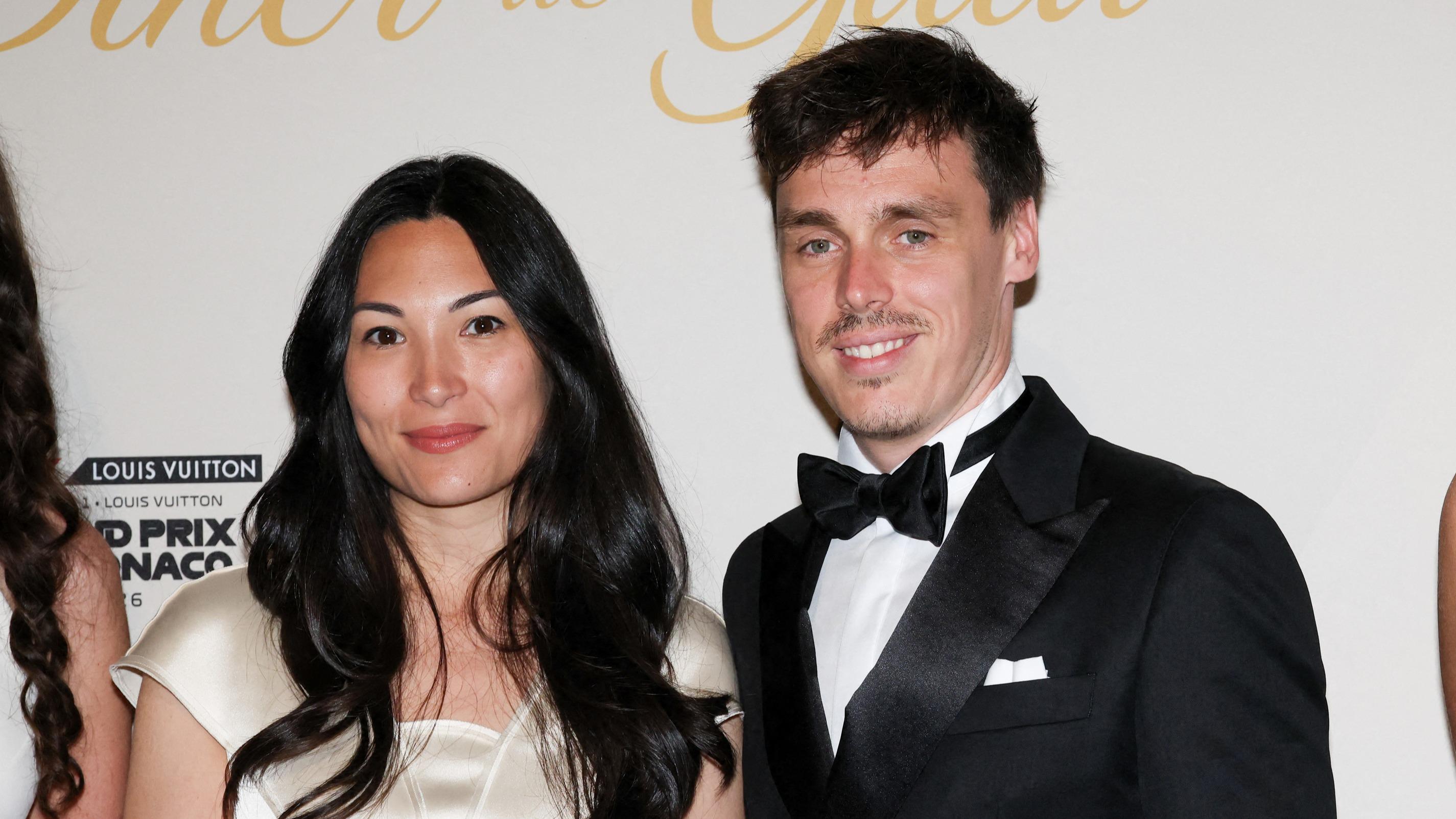 Marie et Louis Ducruet à Paris avec Victoire et Constance : les petites ...