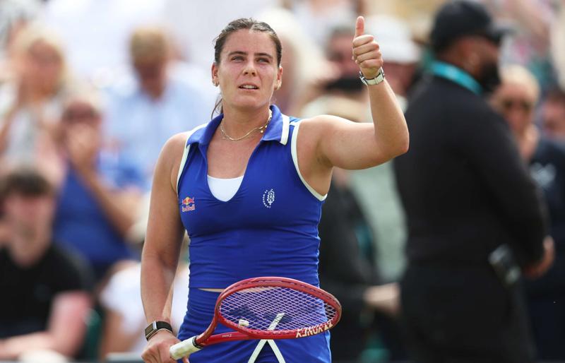 Charleston’s Navarro advances to second final of season