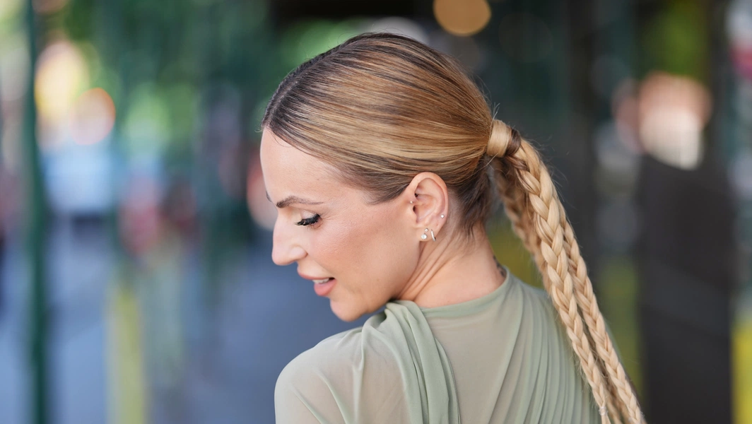 14 stylish ponytail ideas for any occasion