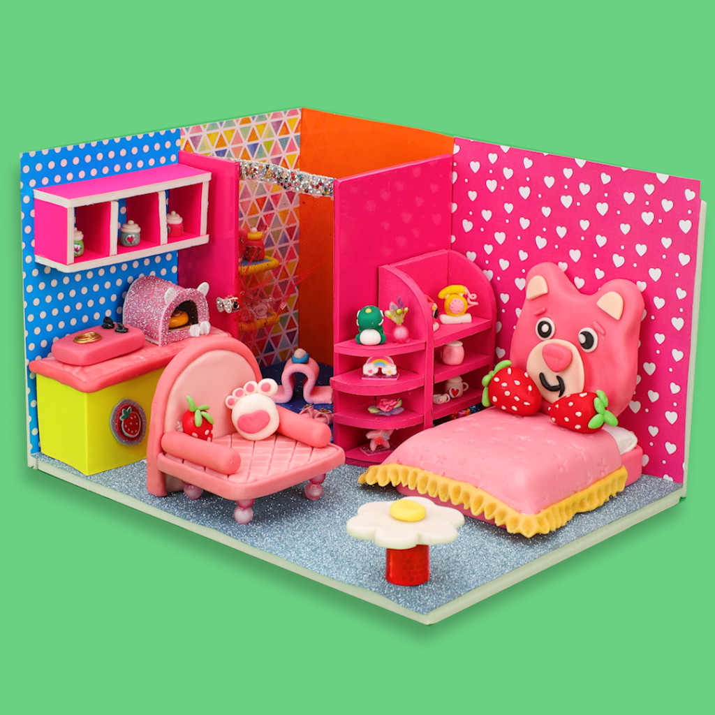 Making a miniature pink bear house from clay and cardboard! 🧸💖