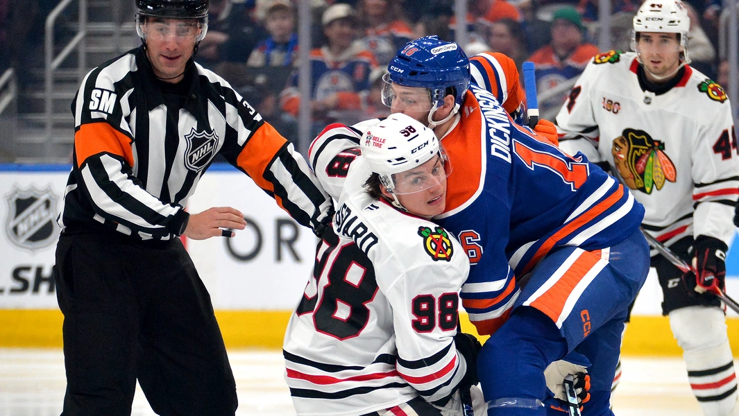 Oilers near extension with Jason Dickinson amid cap concerns
