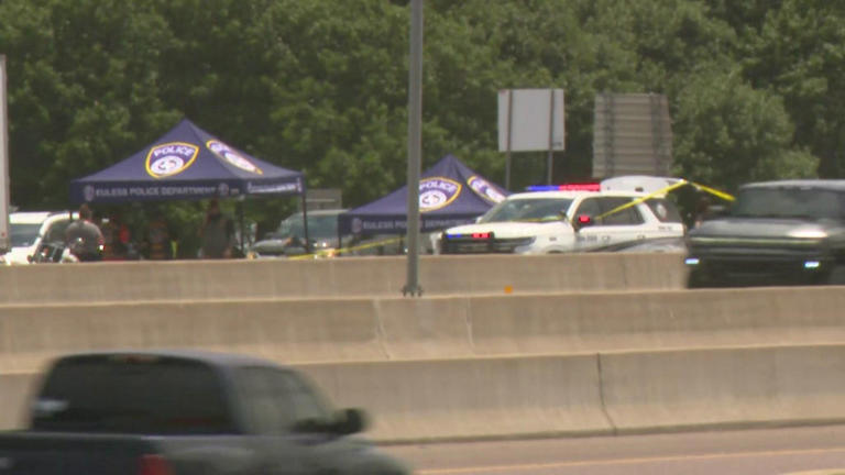 Teen killed in deadly North Texas crash between motorcycle, 18-wheeler ...