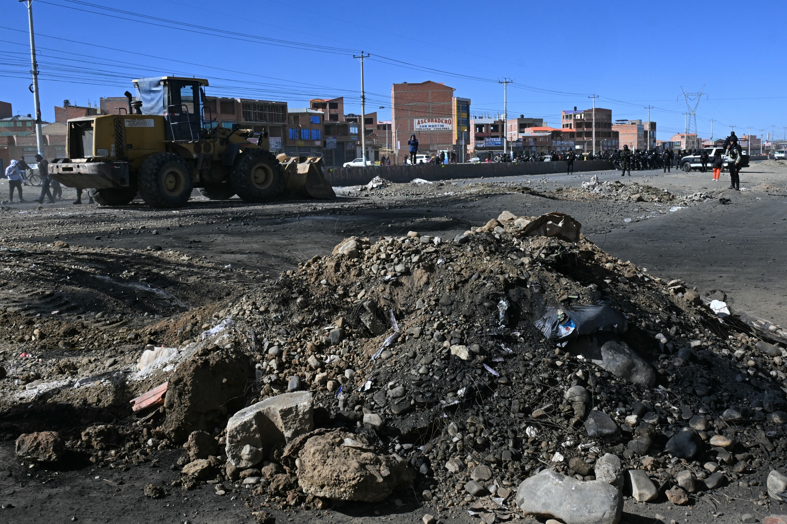 Bolivian President Paz declares state of emergency and orders to clear ...