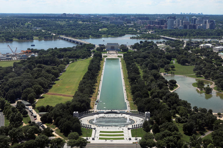 US Park Police arrest former Olympian for vandalism of Reflecting Pool