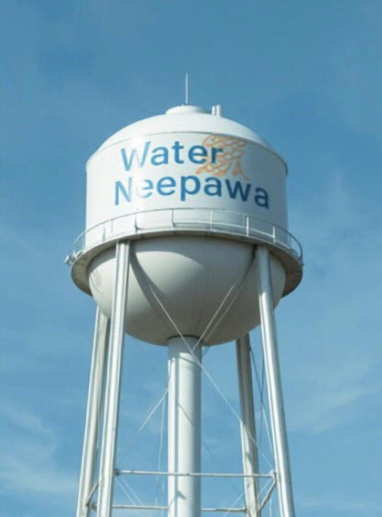 Neepawa water tower crews enter for first time since 1982