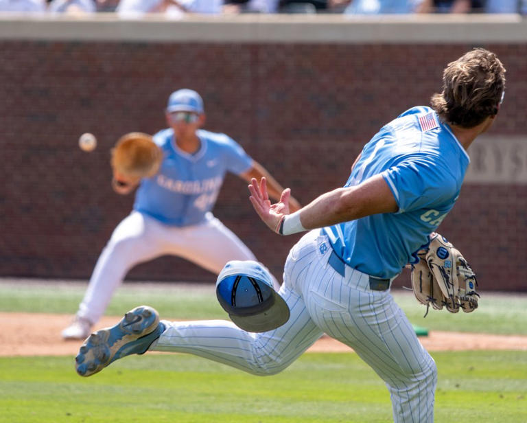 Three Iowans chasing College World Series title, led by WDSM slugger ...