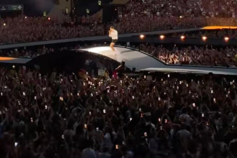 Harry Styles gives nod to Tartan Army with 'No Scotland No Party' chant ...