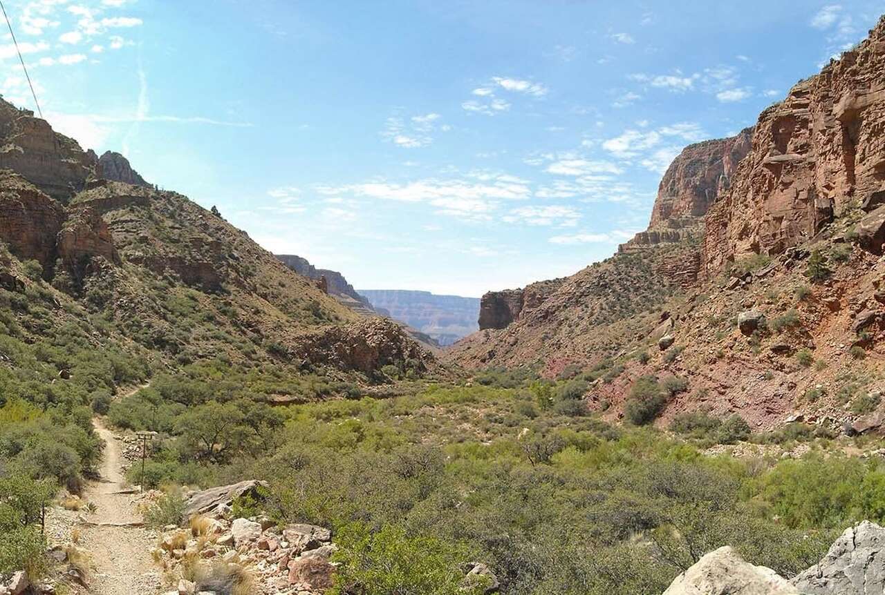 Three hikers die after apparent heat illness at Grand Canyon National Park
