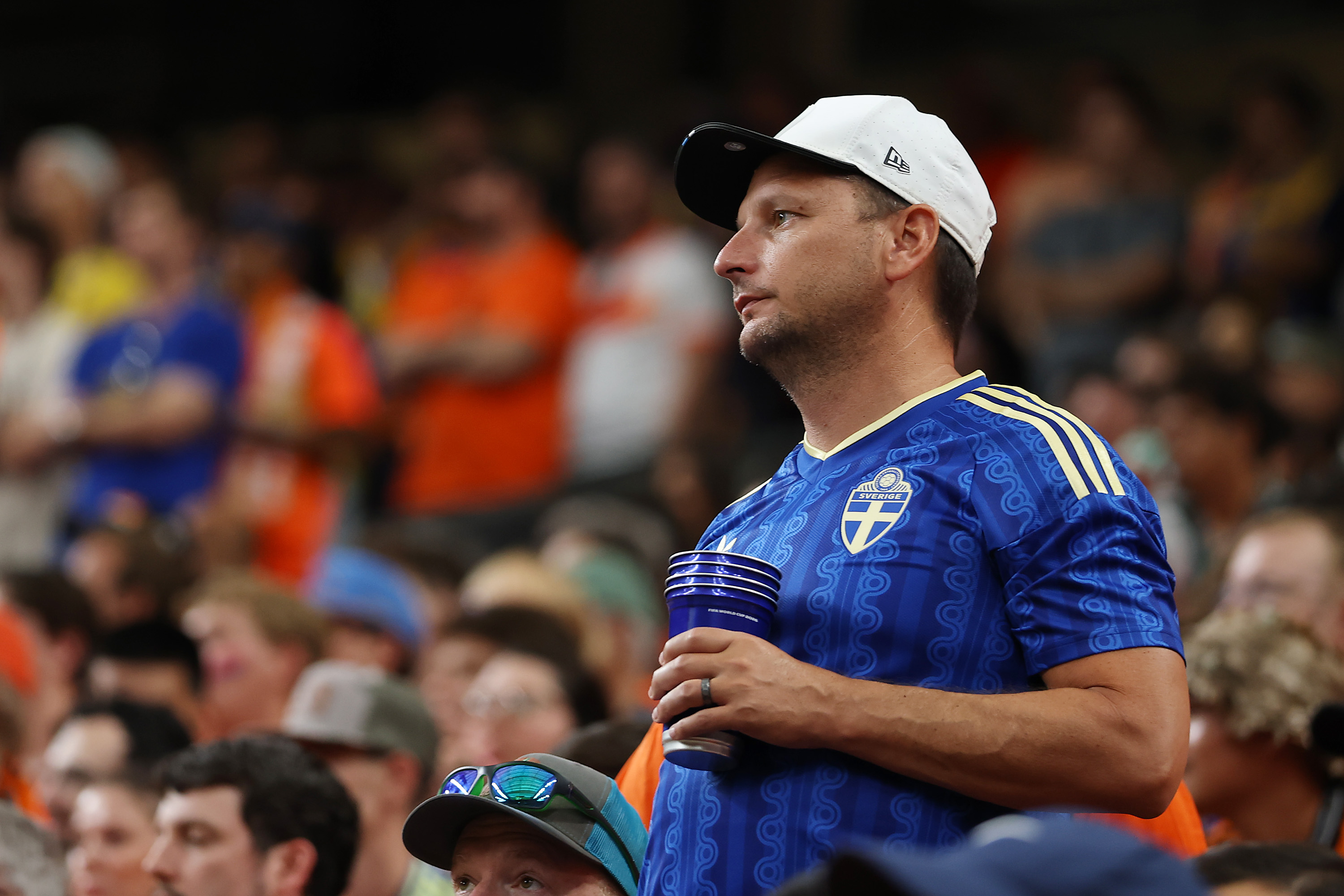 😔 From bad to worse for Sweden as fans locked in the Houston stadium