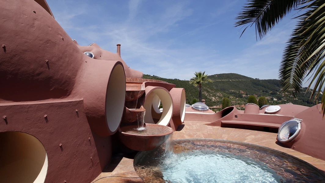 Sustainable bubble homes and rainforest eco-lodges