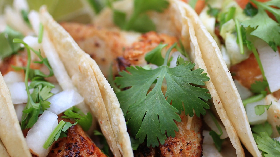 5 hole-in-the-wall taco joints across America
