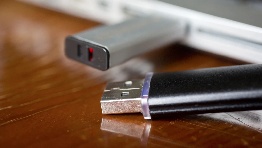Troubleshooting and fixing USB port problems