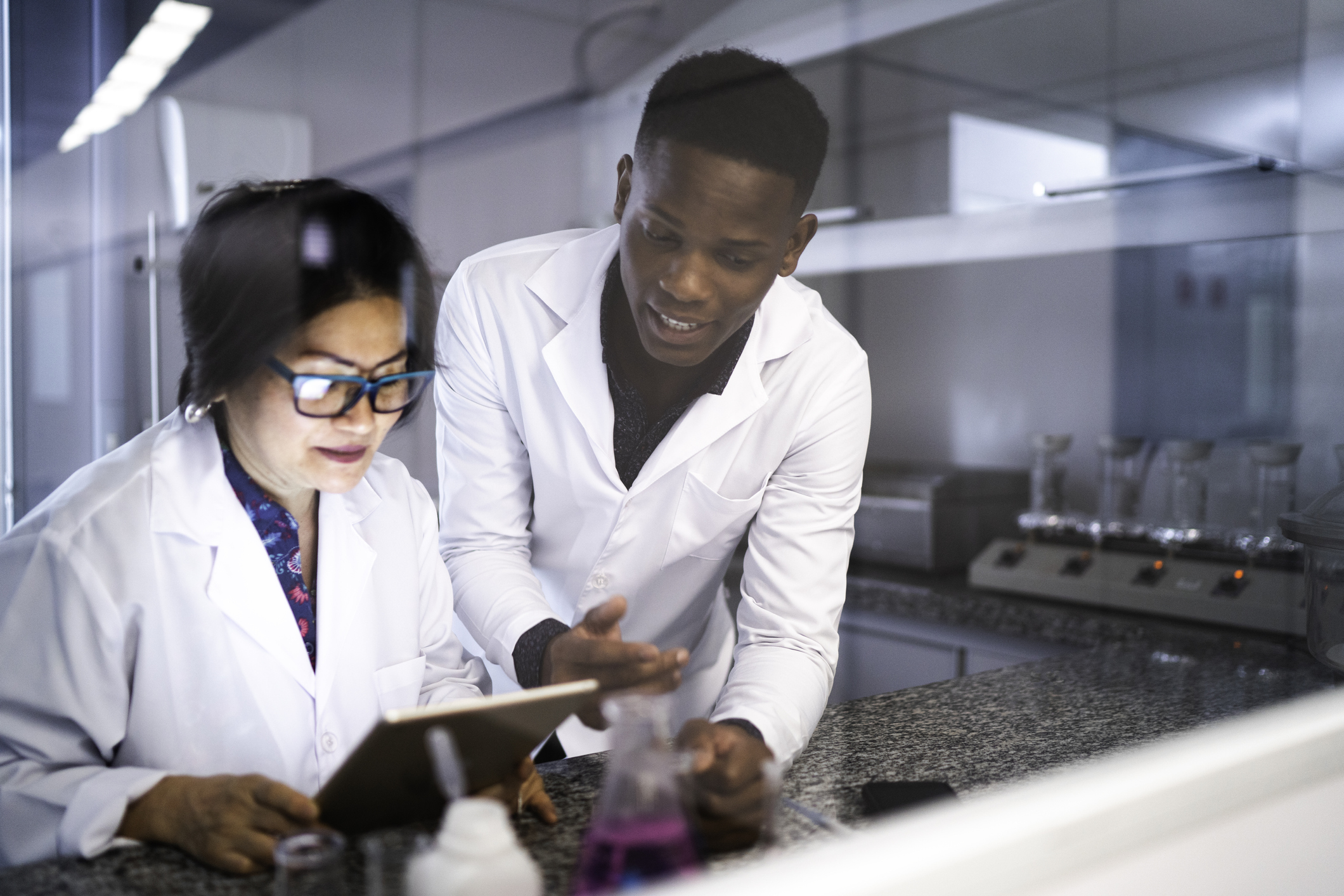 Should you buy Abbott Labs stock hand over fist before July 16?