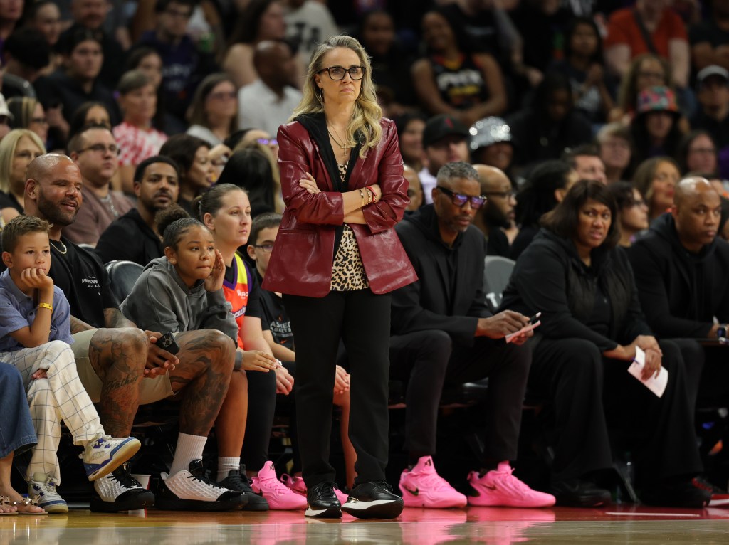 Josh Hart indicates he wants Becky Hammon to apologize to Jalen Brunson ...