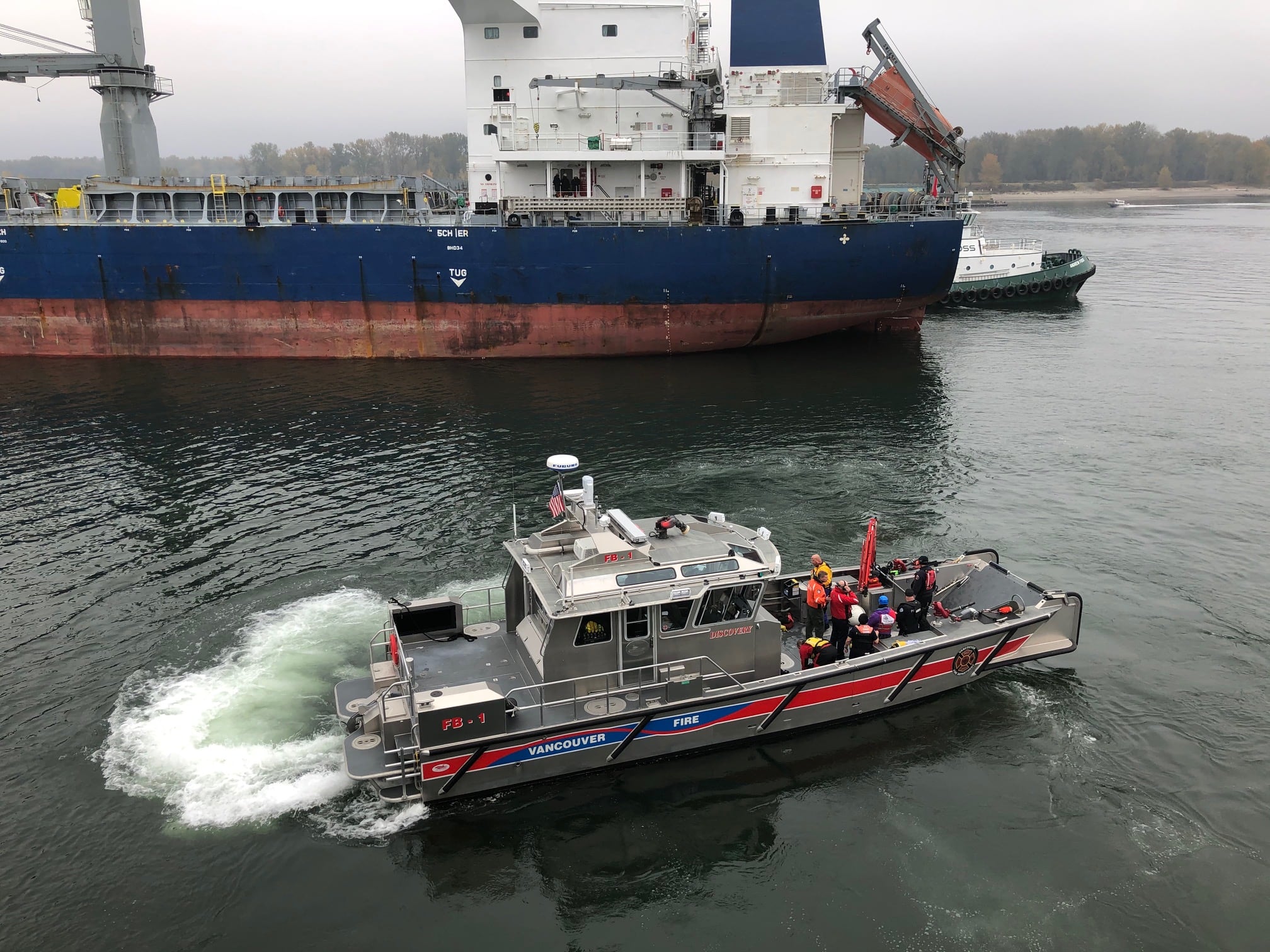 Woman hospitalized after being found unconscious in Columbia River near ...