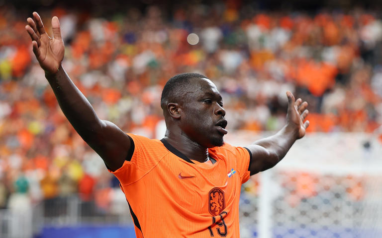 Netherlands 5-1 Sweden: Dutch run riot in World Cup statement - Live