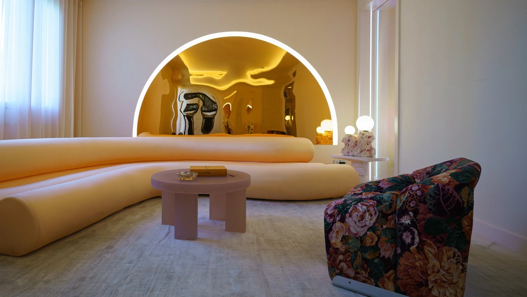 Evolving interior design from minimalism to maximalism