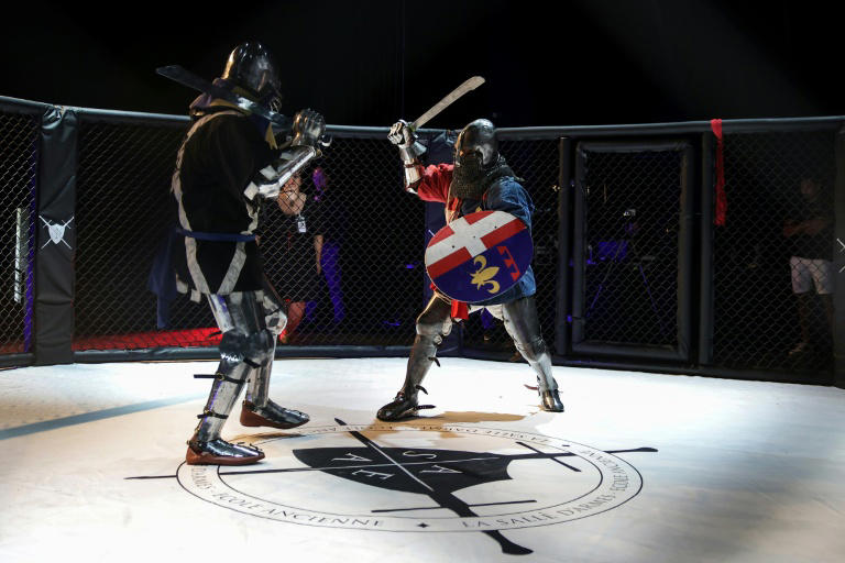 Heavy metal: French town hosts medieval combat cage fights