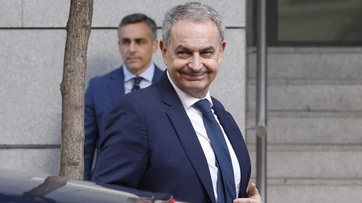 Lo de Zapatero, una hipótesis embrionaria