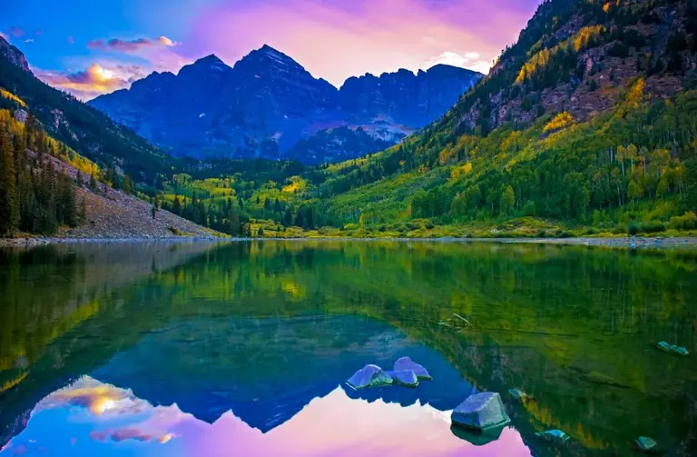 Book these hikes early to ensure you see the most stunning fall colors ...
