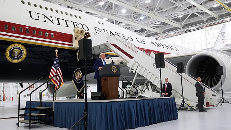 Oil 'pouring through' Strait of Hormuz, Trump says, as he unveils new ...