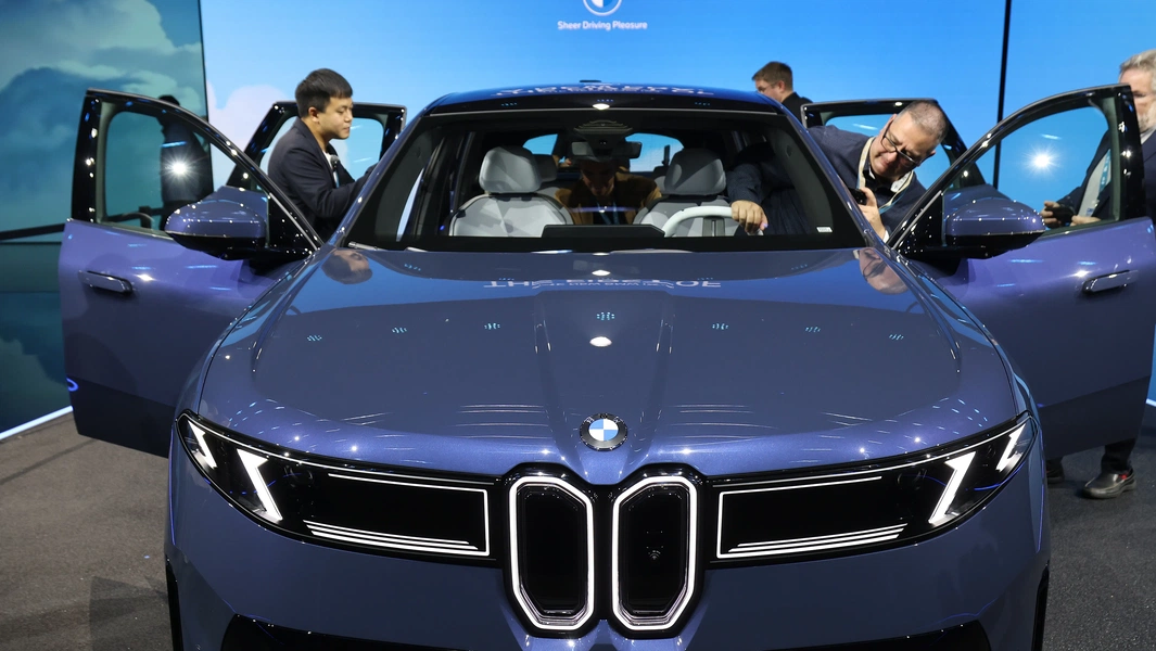 BMW opens UK pre-orders for i3 Neue Klasse EV ahead of launch