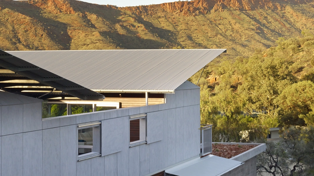 6 stunning homes seamlessly connected to nature