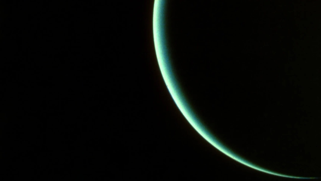 New carbon monoxide detection suggests Uranus may be ice-rich