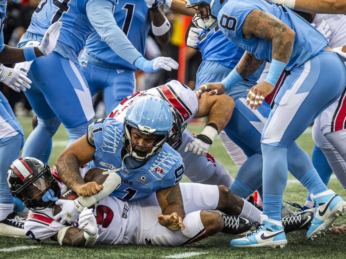 Chad Kelly rips Ottawa defence apart as Redblacks fall to 0-2 with loss ...