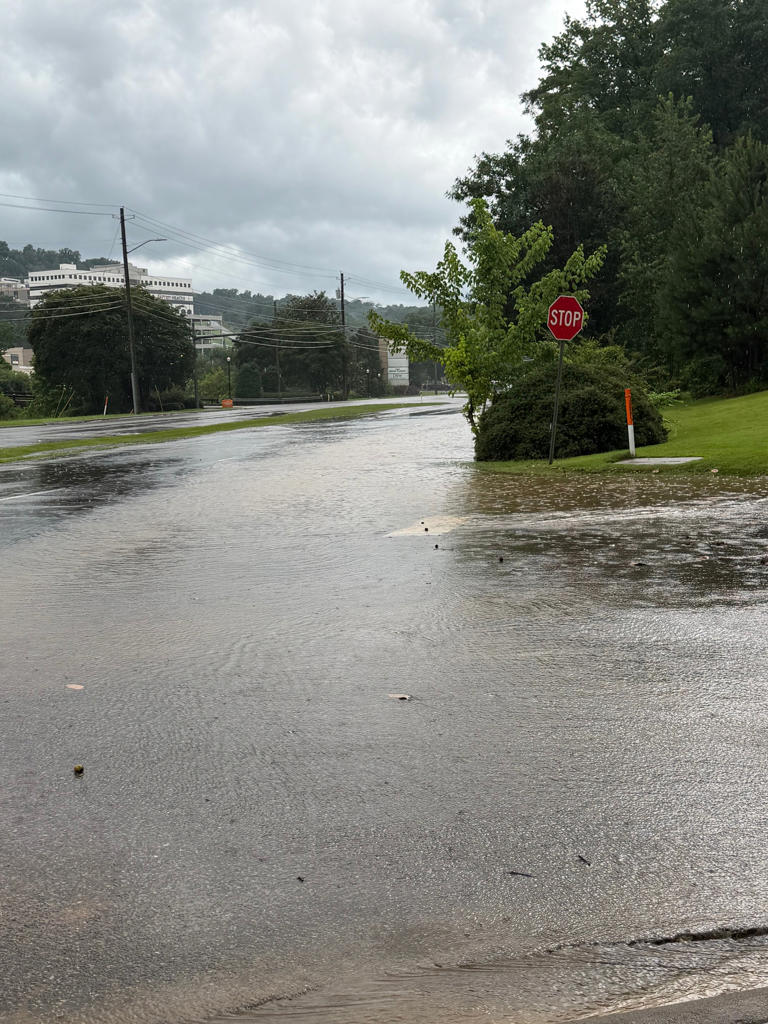 Flash flooding hits Jefferson County after heavy rain Saturday