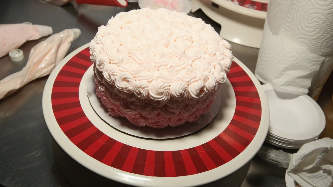 Cheerwine cakes with cherry flavor and pink hues