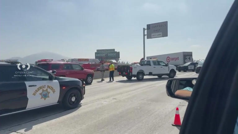 Big rig driver turned into center divider before deadly 210 Freeway ...