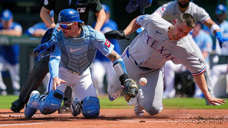 Here's what is holding Corey Seager back from Rangers injury activation