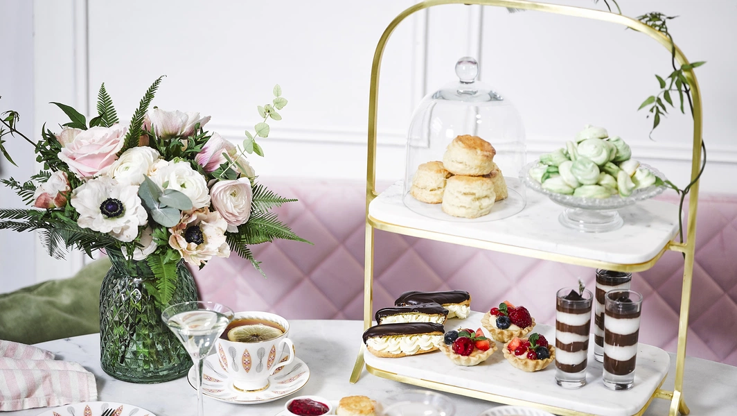 High tea traditions and etiquette