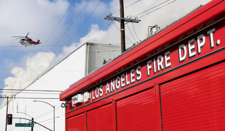 LA faces state of emergency as Boyle Heights fire continues spewing ...
