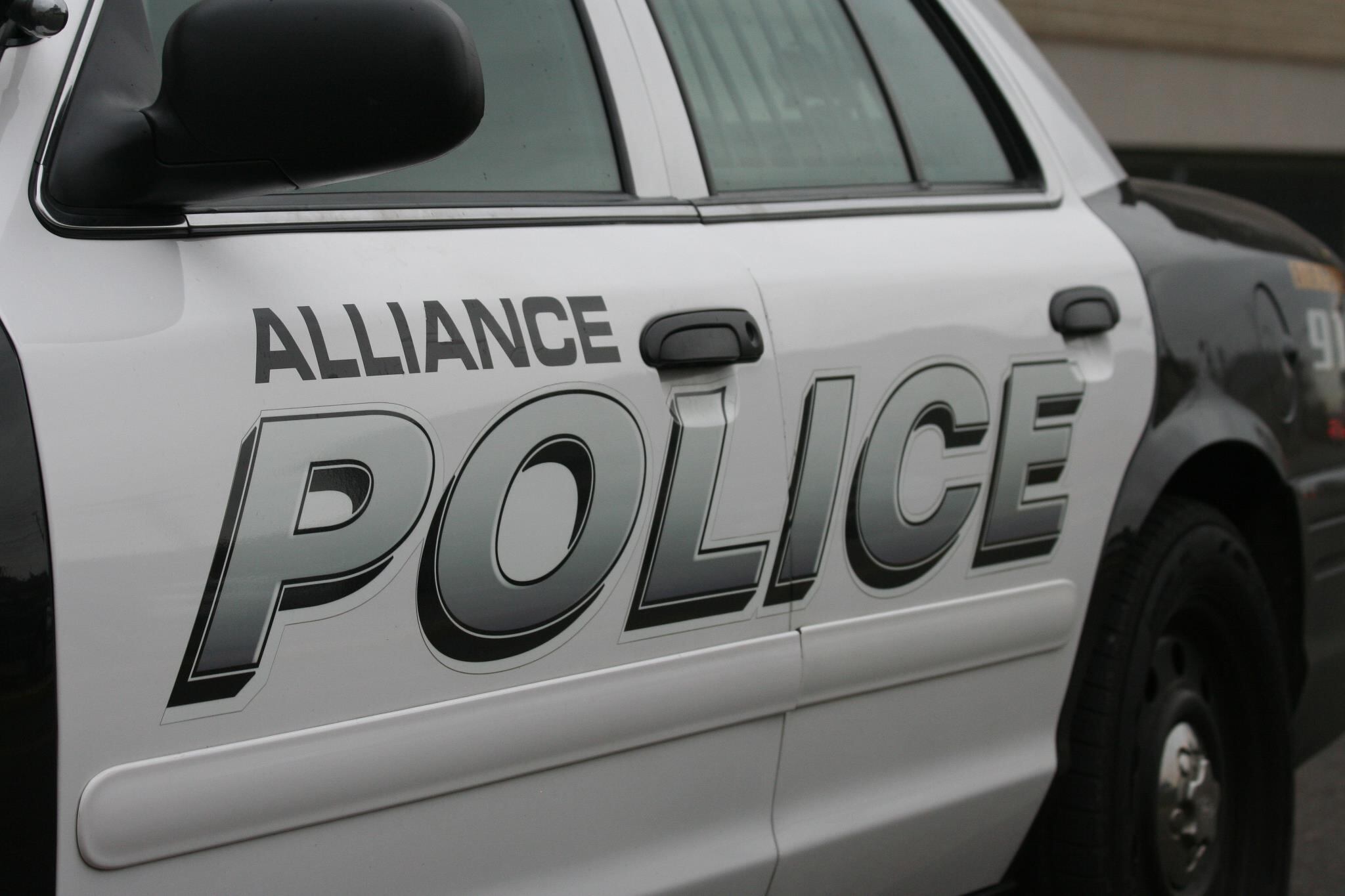 Teen girl shot in head; 14-year-old charged, Alliance police say