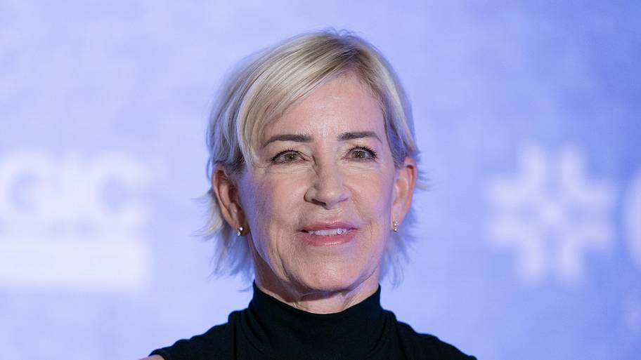 Tennis icon Chris Evert shares difficult news and reveals what's next