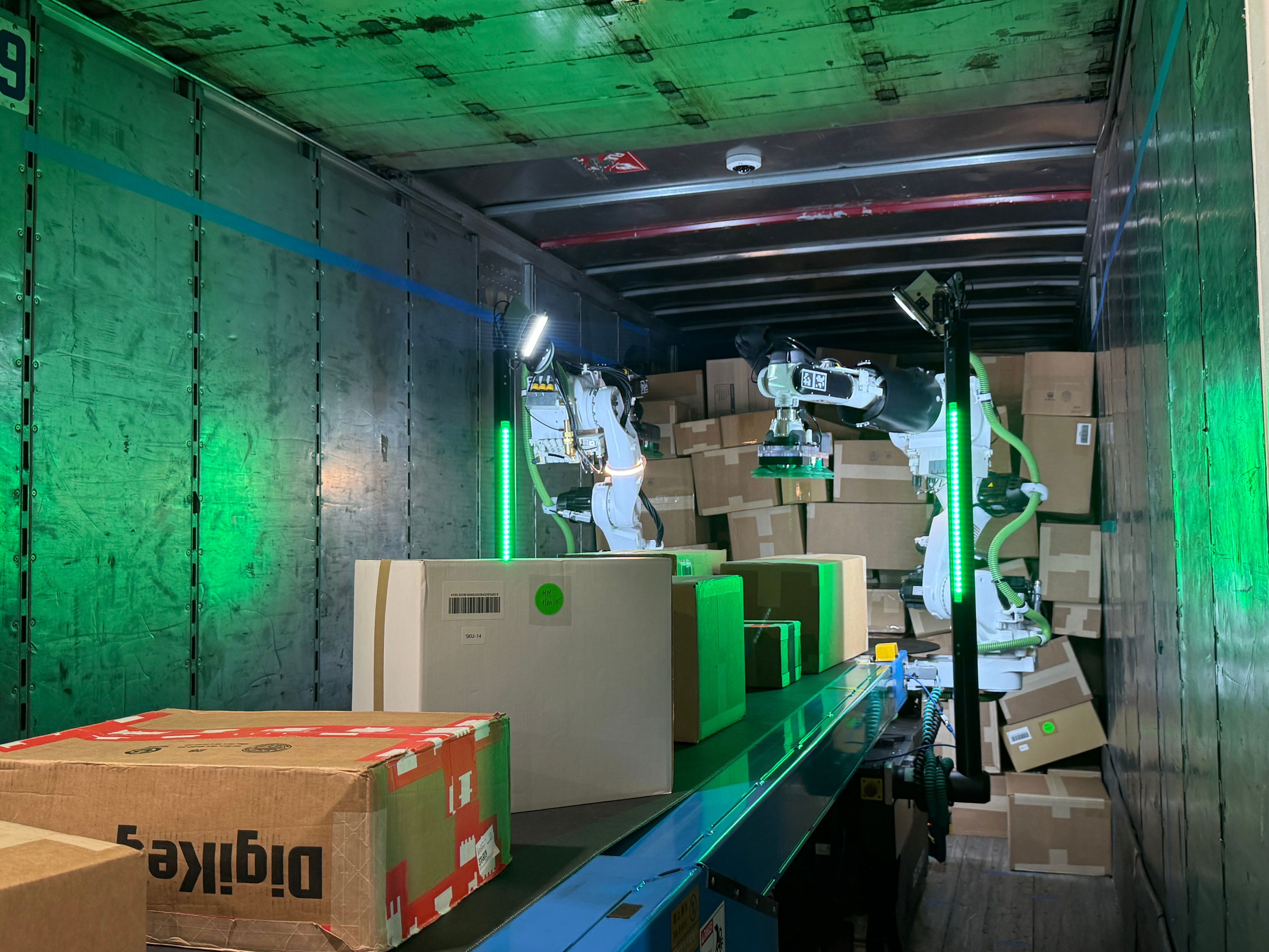 Humanoid robots shed human traits to boost efficiency