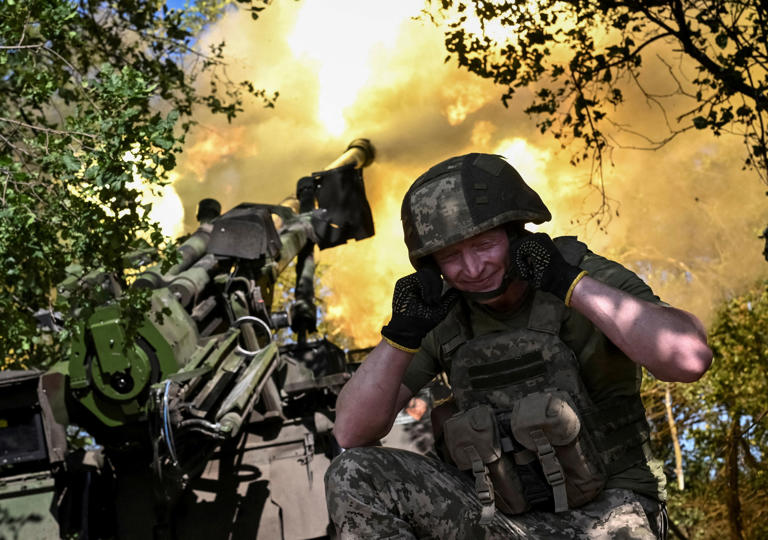 Ukraine decimates Russian logistics, bringing chaos to Crimea