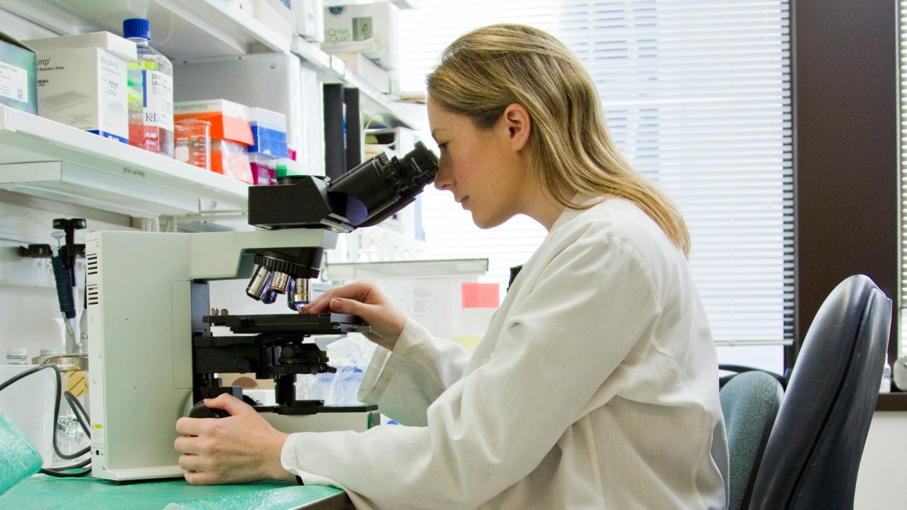 A national lab study finds the bacteria behind most urinary infections ...