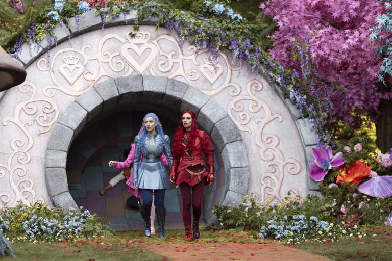 Descendants: Wicked Wonderland trailer and poster drop