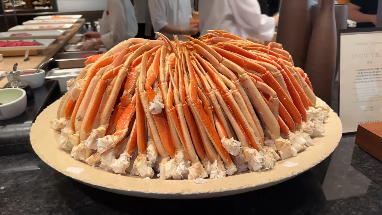He tried Korea’s famous lobster buffet - then the dessert stole the show
