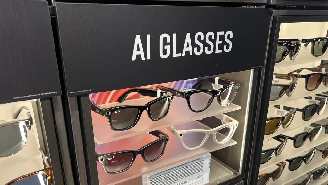 Google and Meta face off in 2026 smart glasses