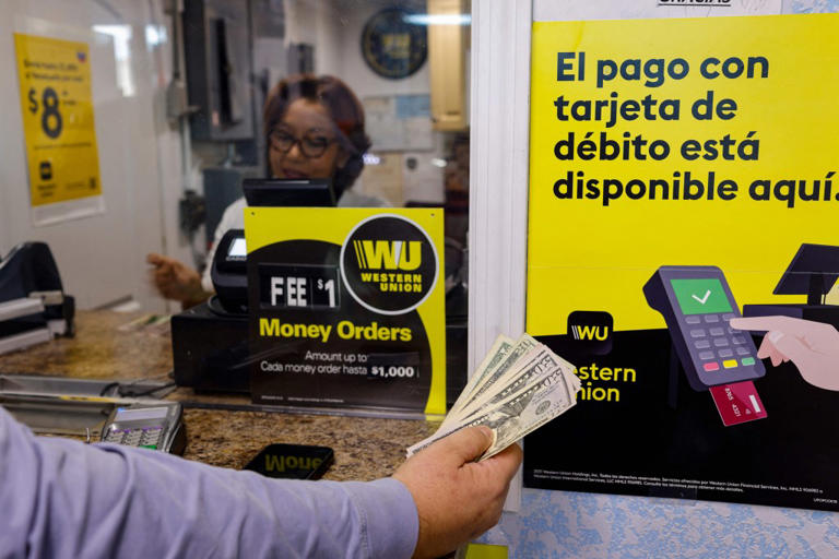 New federal bill calls for $25 minimum wage nationwide — that’s still ...