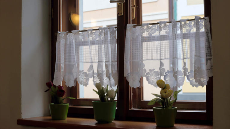 The simple painting tip that adds interest to a cafe curtain window ...