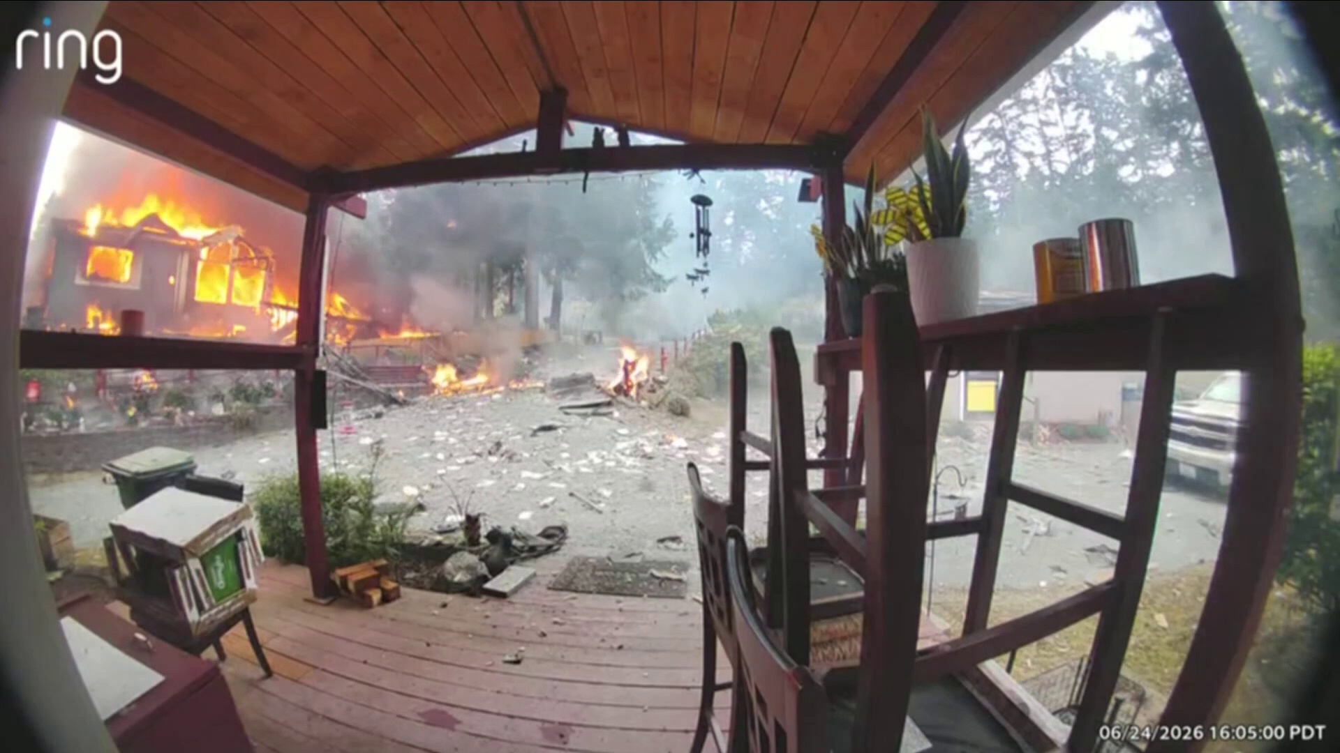 Fireworks explosion injures 5 people in Washington state