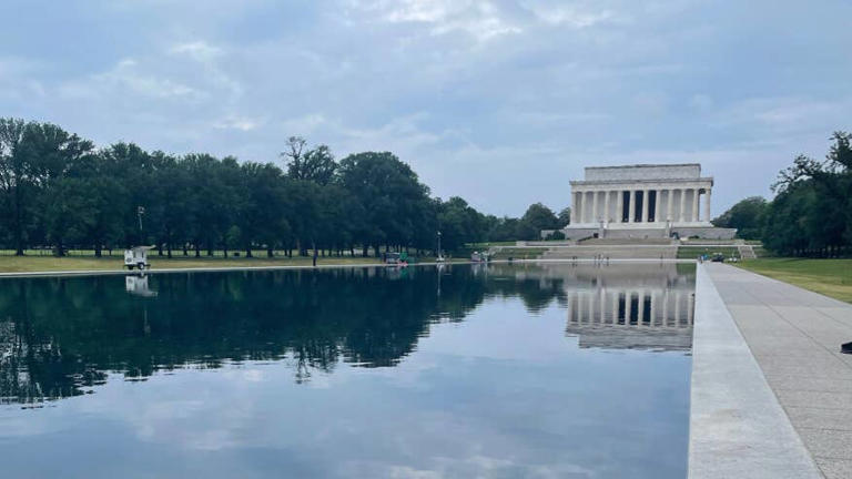 Reflecting pool coating supplier's statement conflicts with Trump's ...