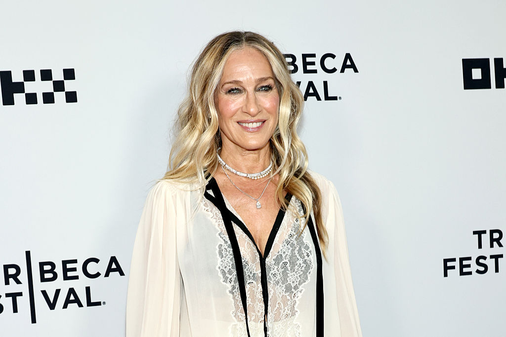 Sarah Jessica Parker is giving celebrity style a floral renaissance—and ...