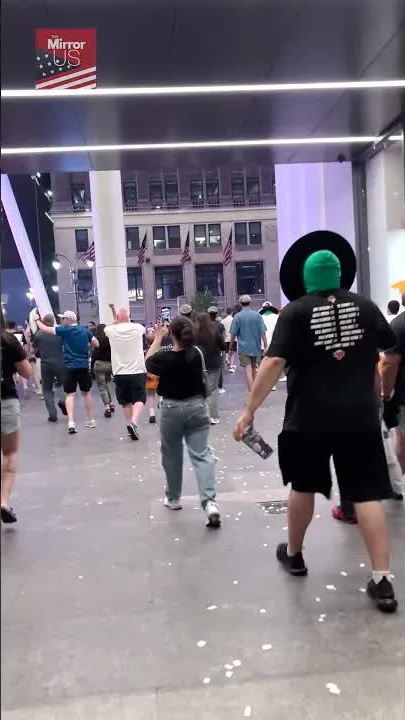 England fans chant outside Madison Square Garden